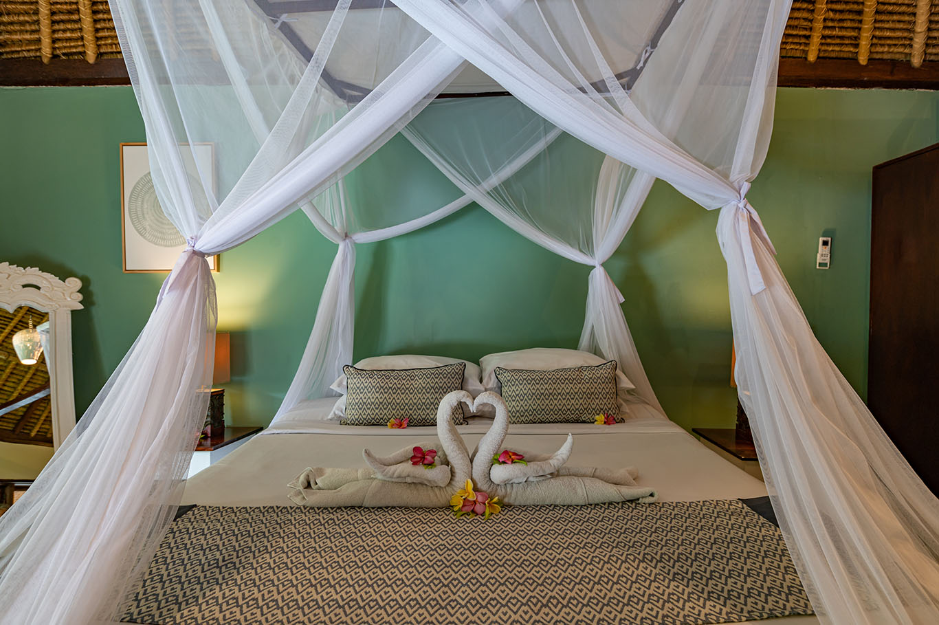 One-Bedroom Tropical Villa in Seminyak Bali with Private Garden | Villa ...